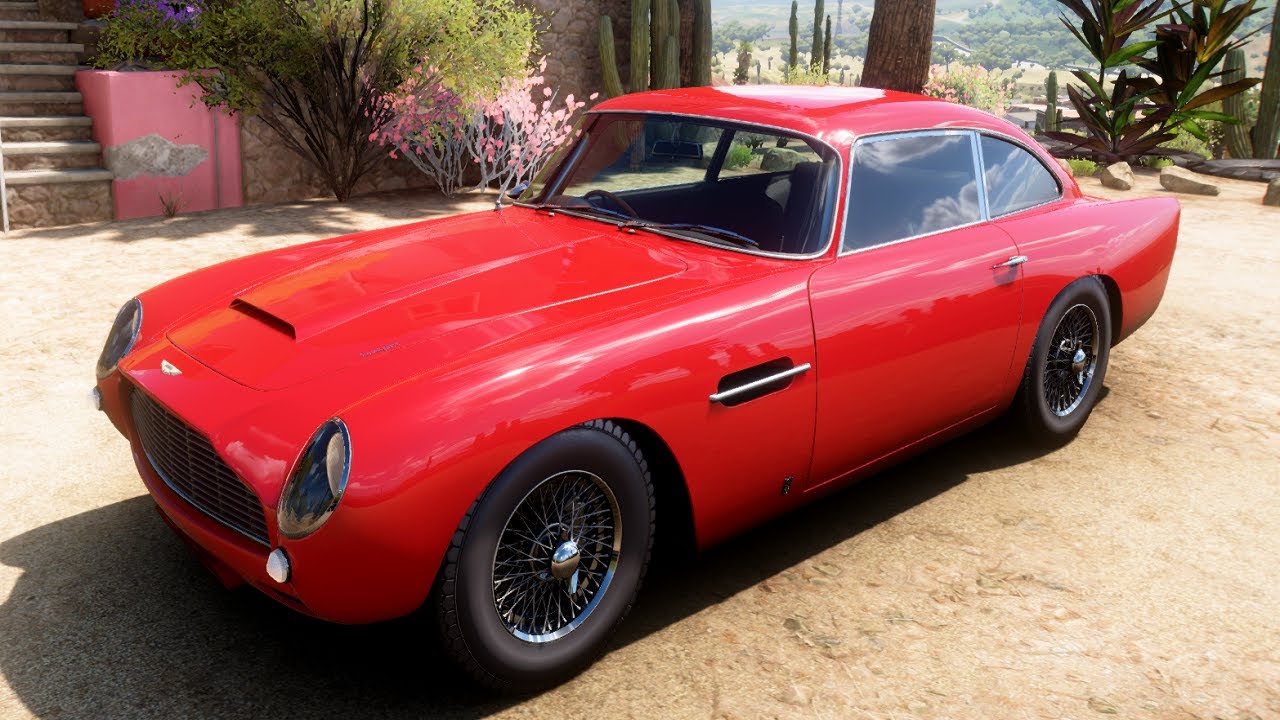 Aston Martin DB5 - YouTube