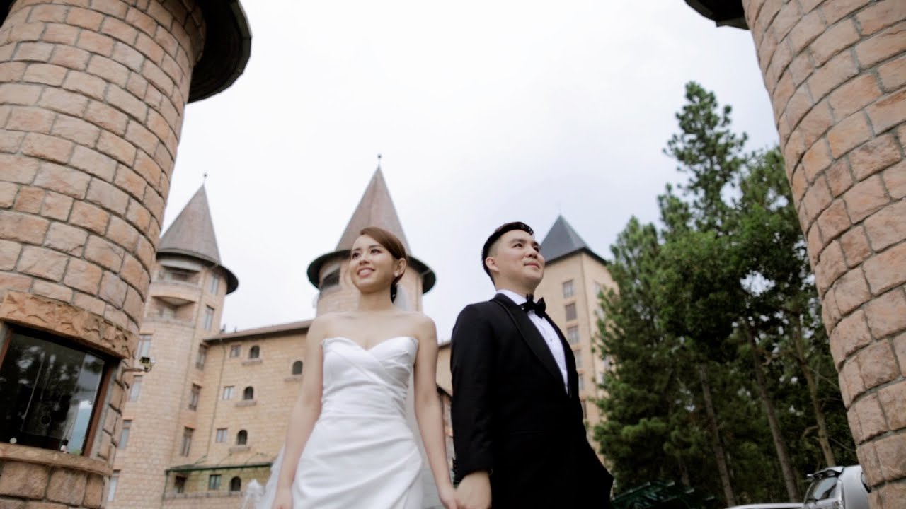 Eric & Yi Qian's Wedding - The Chateau Spa & Wellness Resort - YouTube