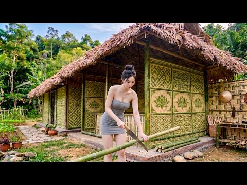 The young woman spent 90 days building her bamboo house, a beautiful dream home.