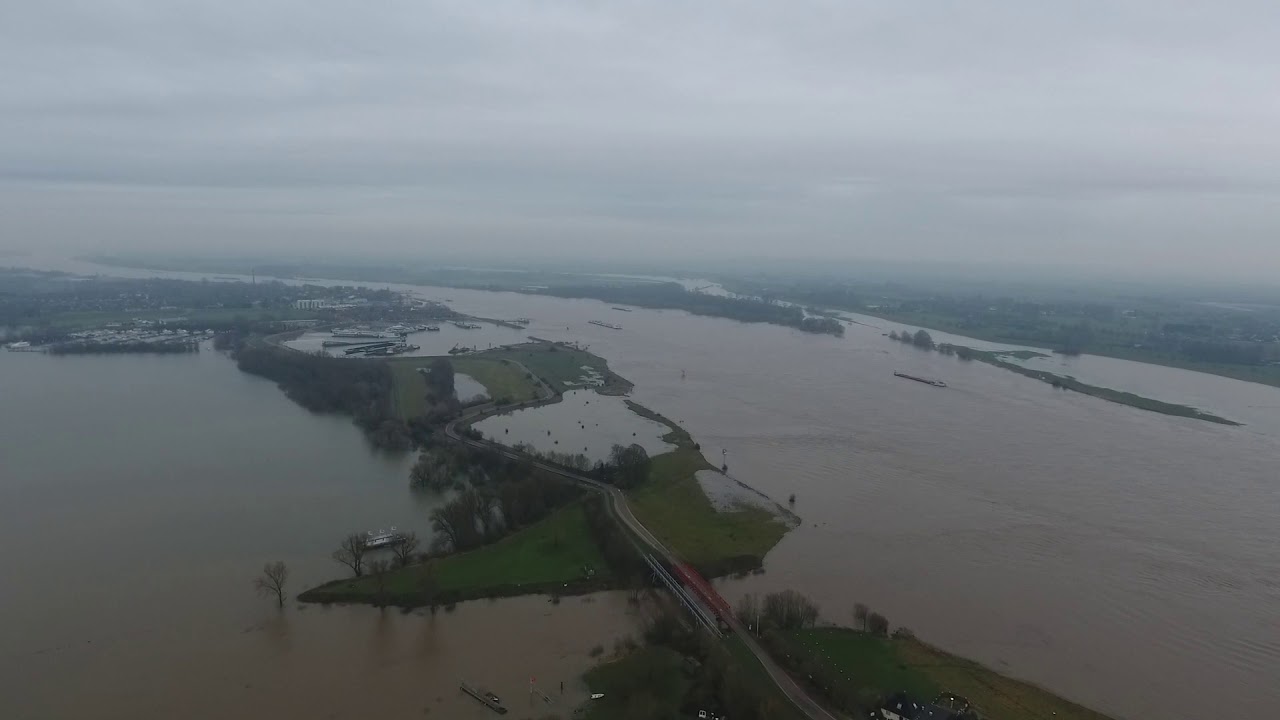 Hoog water Rijn 2018 - Tolkamer - Lobith - YouTube