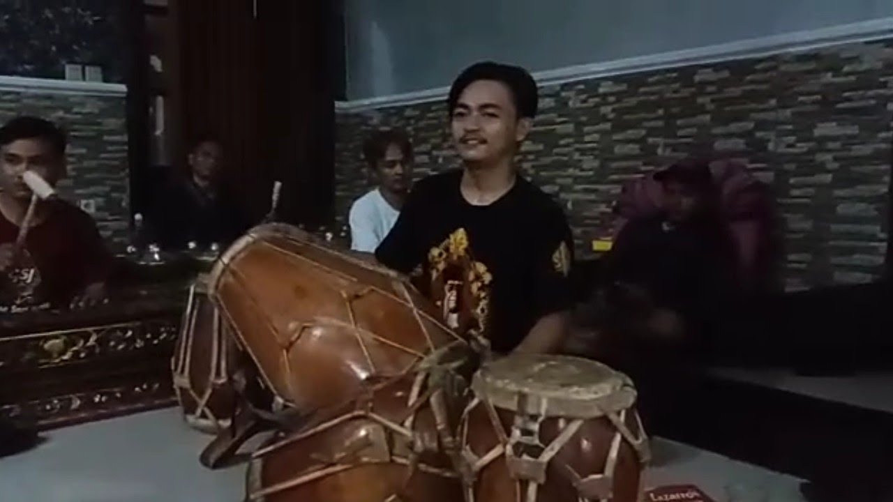 Latihan Lagu Geboy Ketuk Tilu 'Cucu Abah Namin' #jaipong #ketuktilu # ...