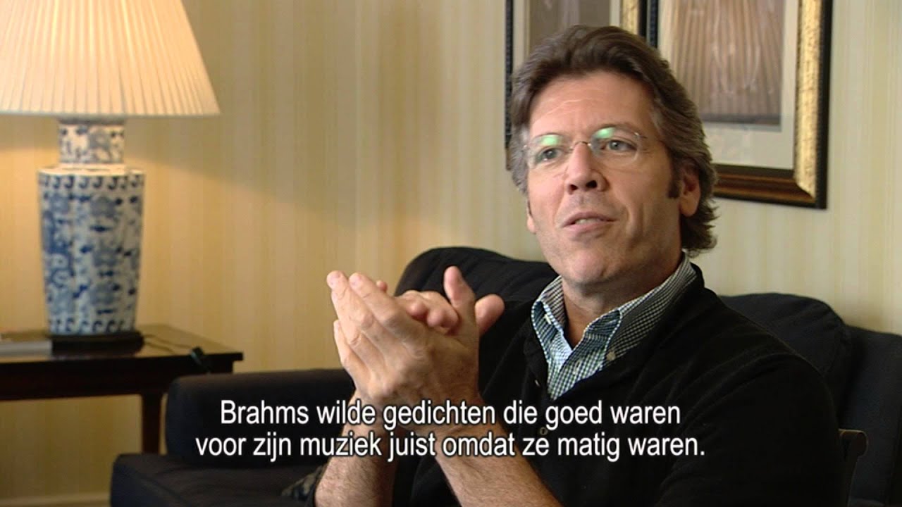 Interview with baritone Thomas Hampson - YouTube