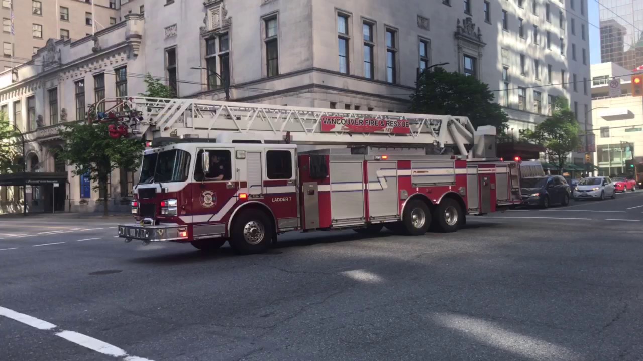 Vancouver Fire Rescue Engine 7 & Ladder 7 Responding - YouTube