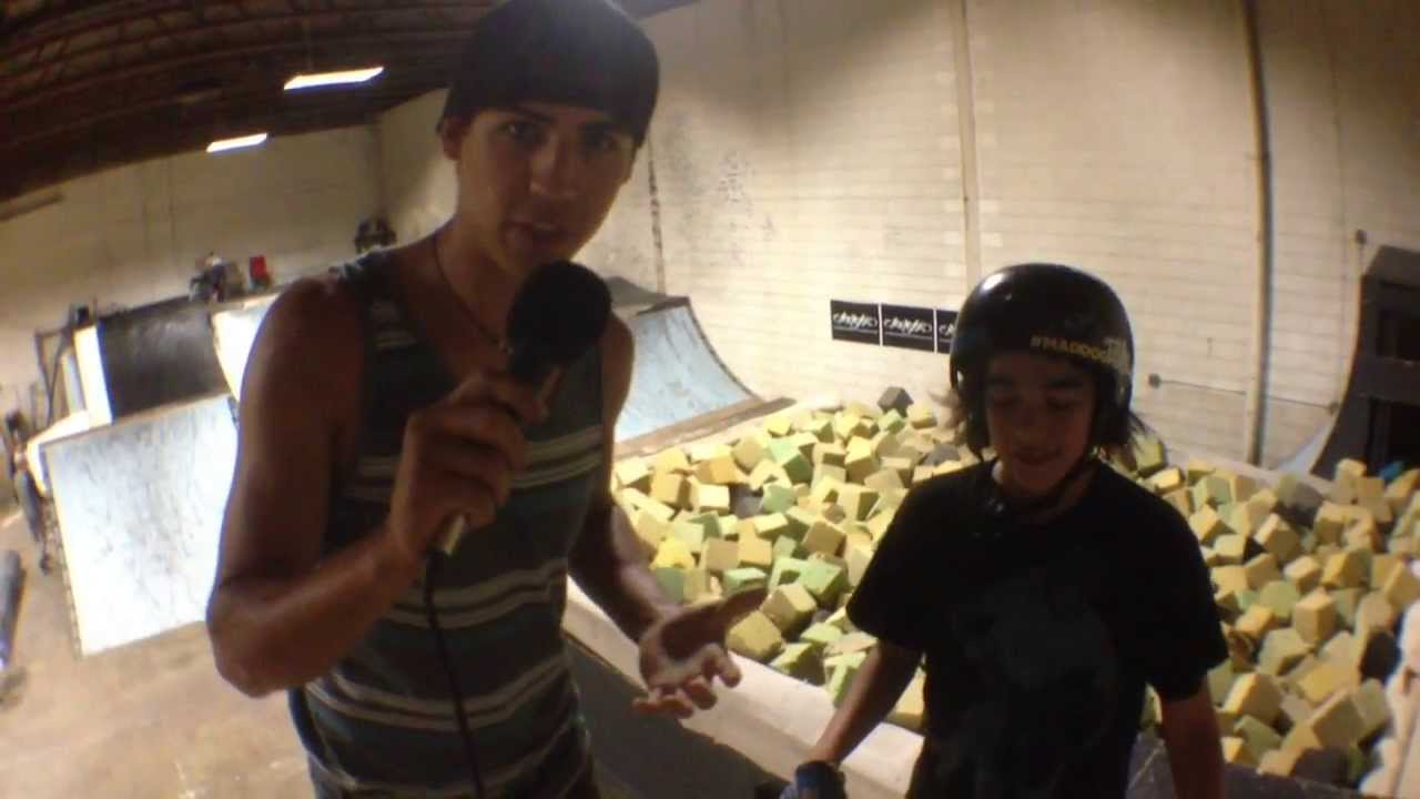 Lil Pros BMX Tour: Learning Flairs with 12 Year Old Victor Peraza at ...