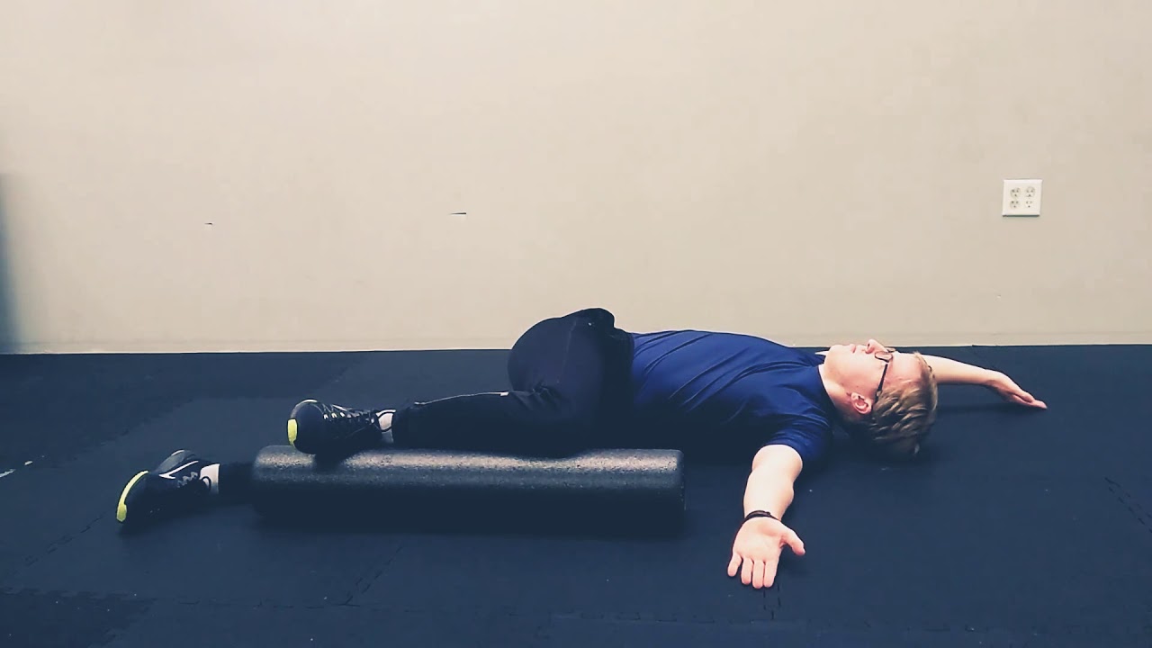 Side Lying Thoracic Rotation w/ Arm Sweep - YouTube