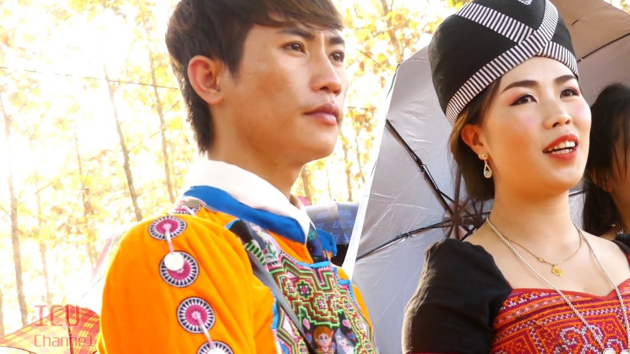 Tsim Nuj Yaj & Keo Vaj sib lwv khwv txhiaj - YouTube