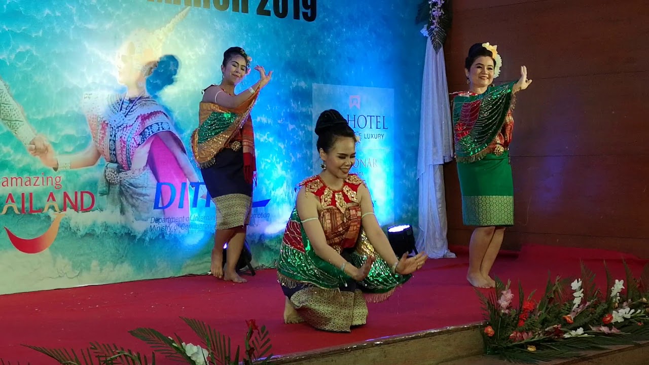 Kinnari Dance - YouTube