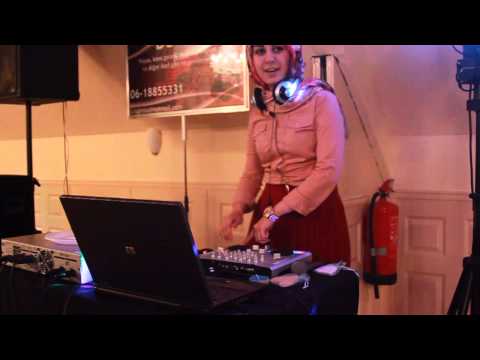 DJ Nisa- Live on stage