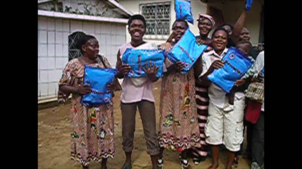 Cameroon, Batombe, Sanag Maritime, Sanaga Valley: Bednet distributions ...