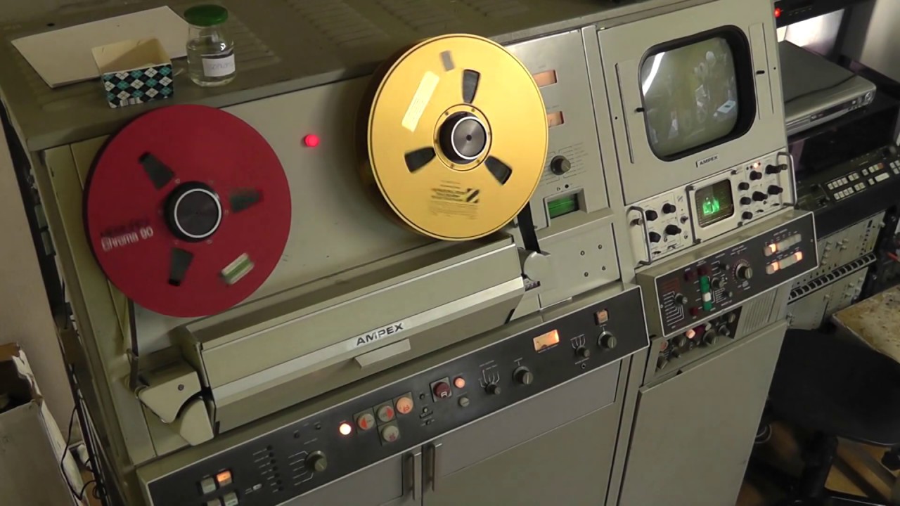 Ampex VR-2000 část 9 - spolupráce se střižnou Sony po RS422 - YouTube