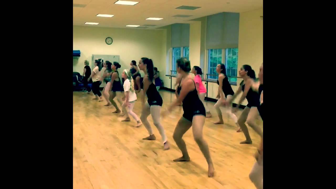 2 Heads by:Coleman Hell Dance - YouTube