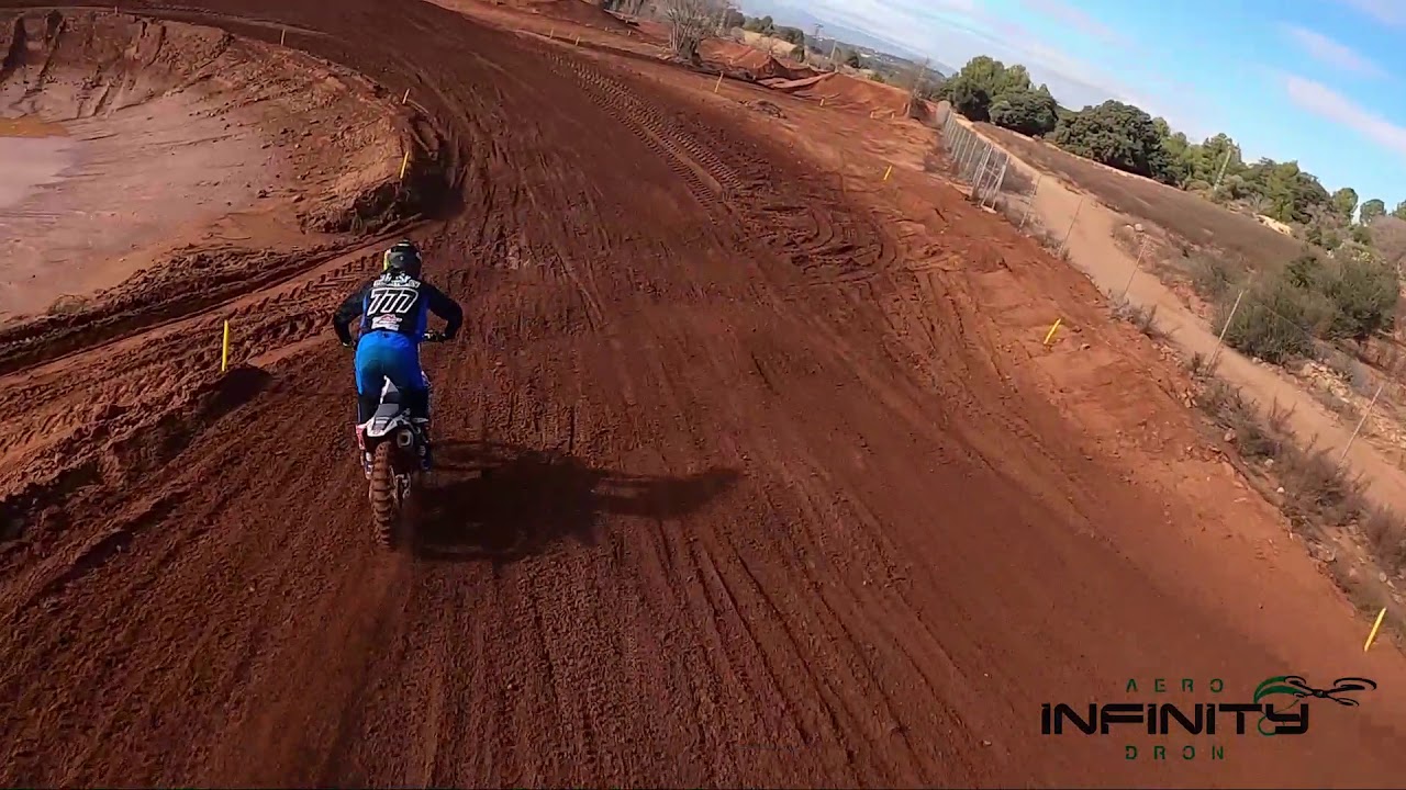 Red sand mx Park - YouTube