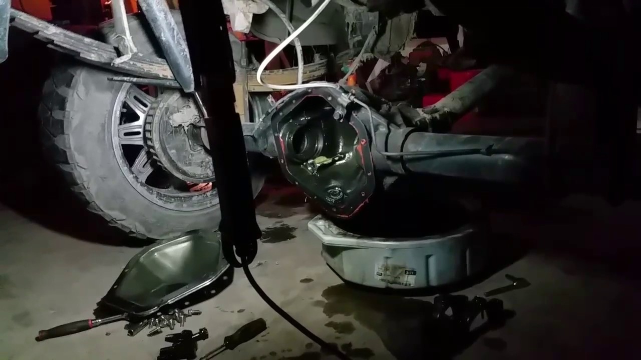14 bolt differential swap "the redneck way" - YouTube