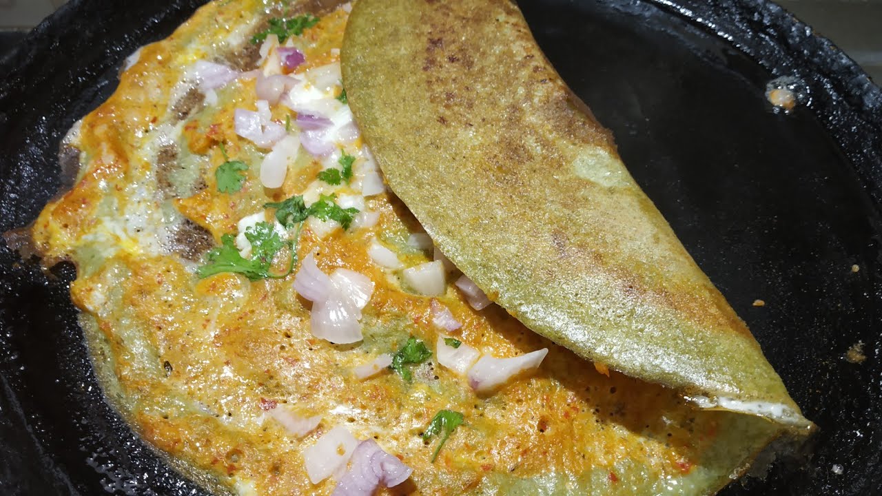 Egg pesarattu | Hotel style onion egg pesarattu | Karam egg pesaradosa ...