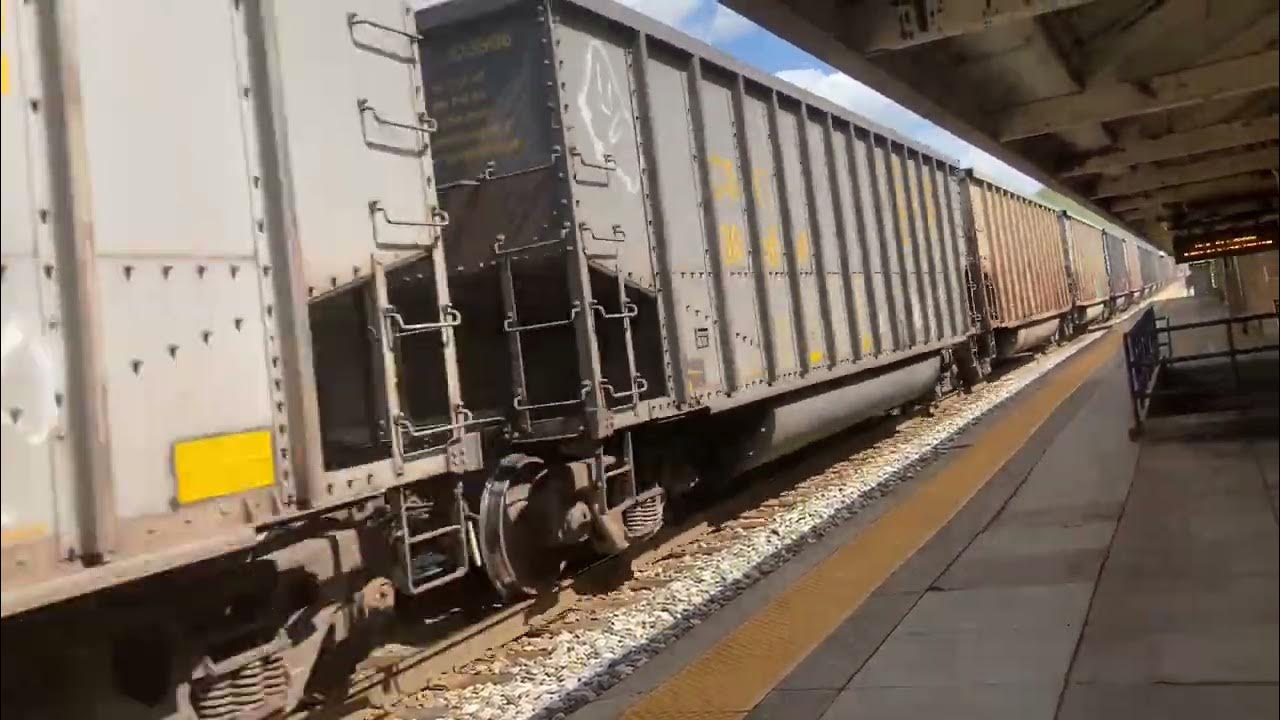 CSX 3256 & 3473 with V616 and 3269 in the middle - YouTube