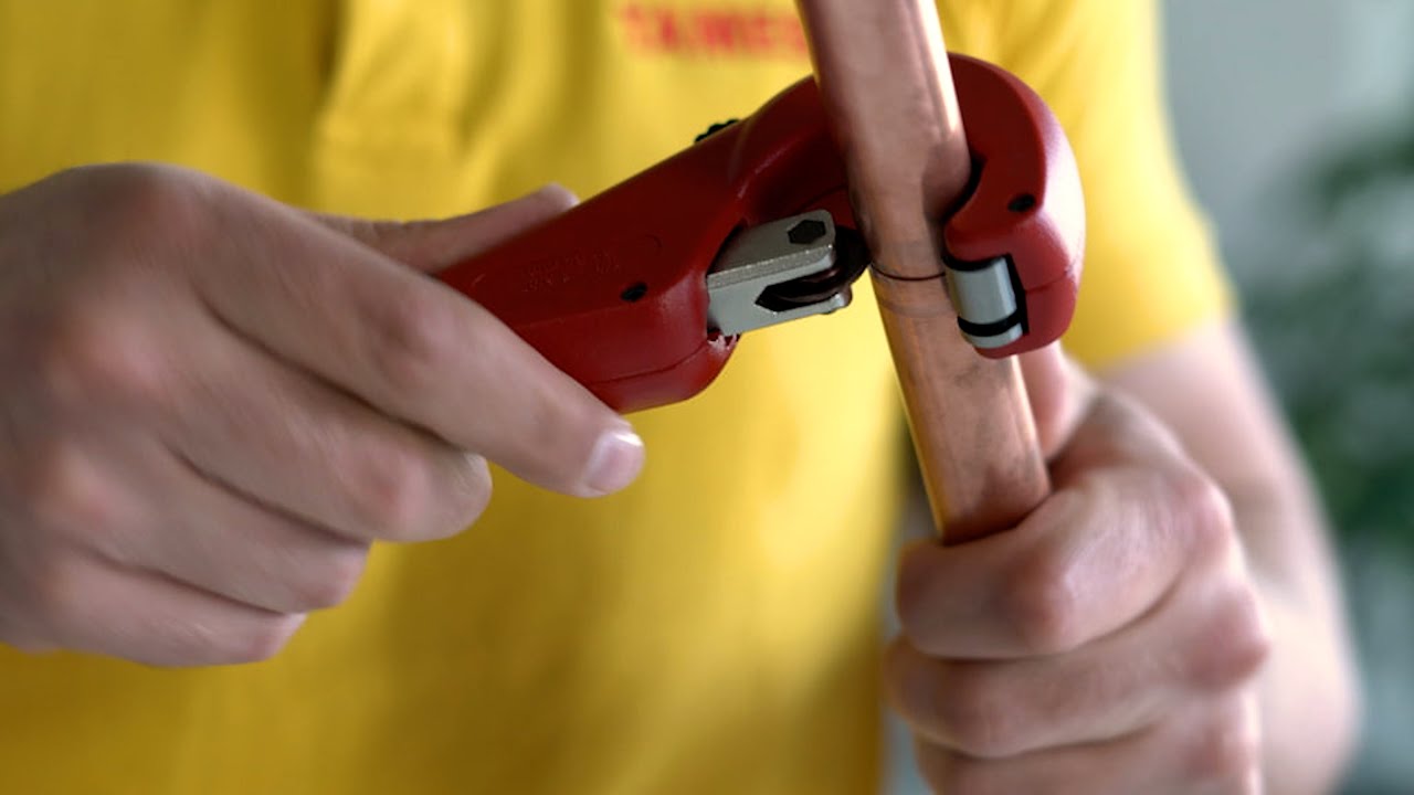 How to cut a brass rod - Pipe or Tube - Tameson - YouTube