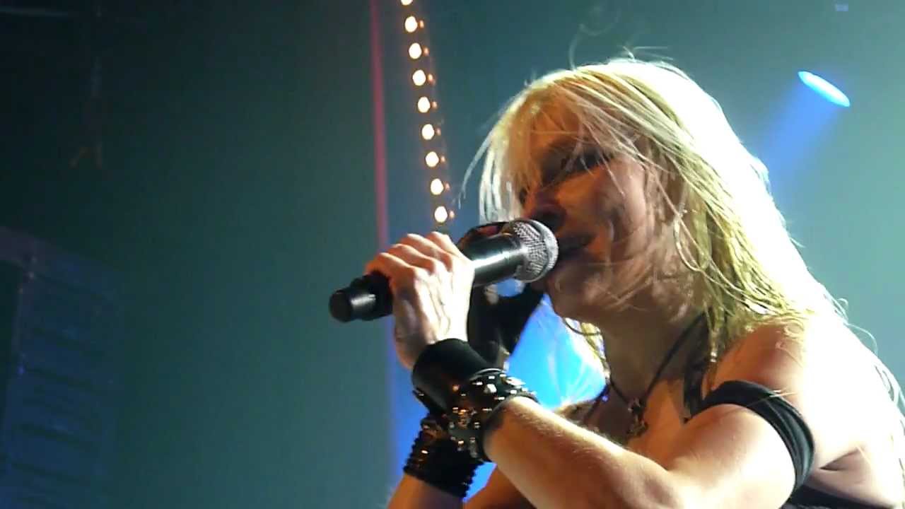 DORO - All we are - LIVE PARIS 2011 - YouTube
