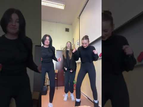 Liseli kızlardan en iyi dans akım videoları tayt dans videoları #shorts