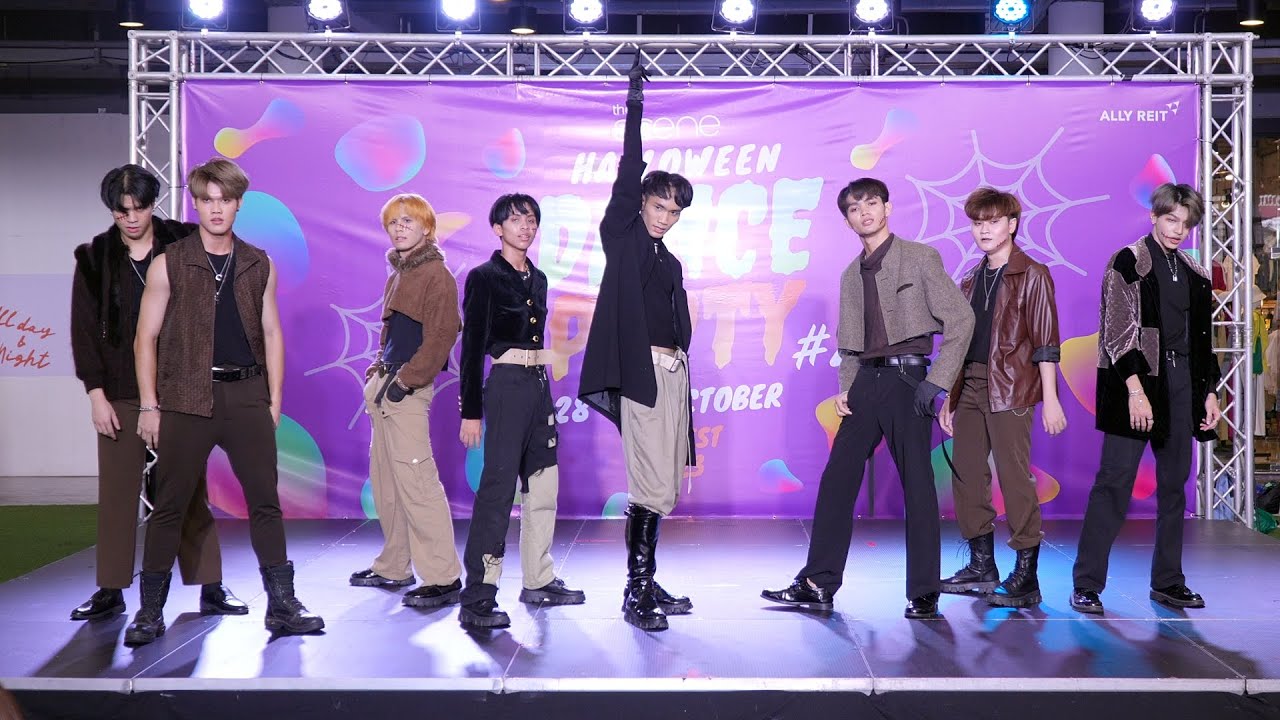 231029 Lupuz cover Stray Kids - 특(S-Class) + MANIAC @ The Scene ...