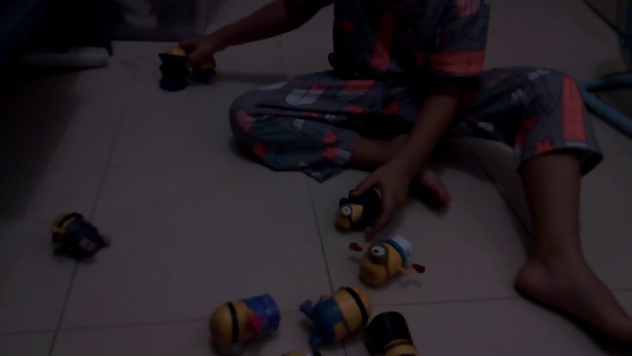 KARL MINIONS - YouTube