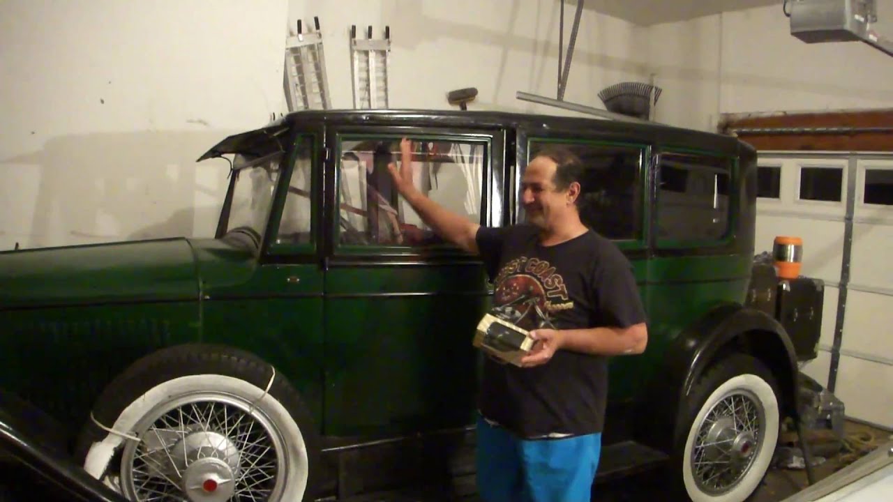 Al Capone's Car Classic 1927 Armored Cadillac Limousine and Model Car ...
