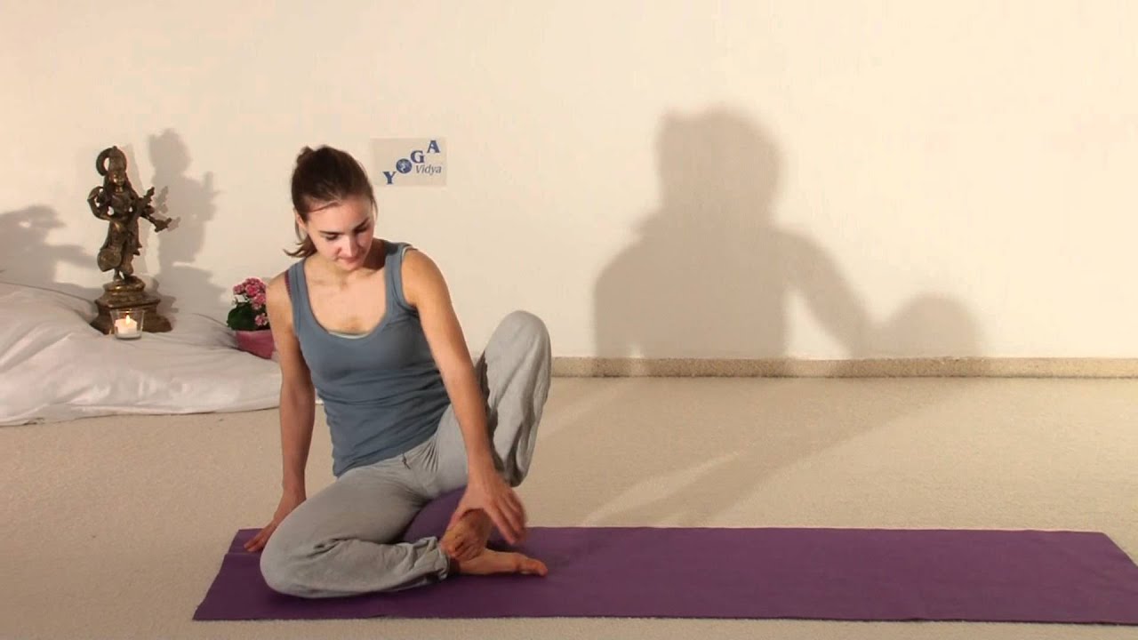 Sukhasana - getting into Meditation Pose - Silent Movie - YouTube