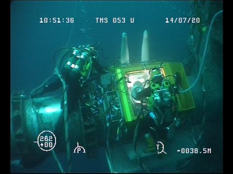 DCN Diving Micro Habitat Brace Welding Repair Project Video - YouTube