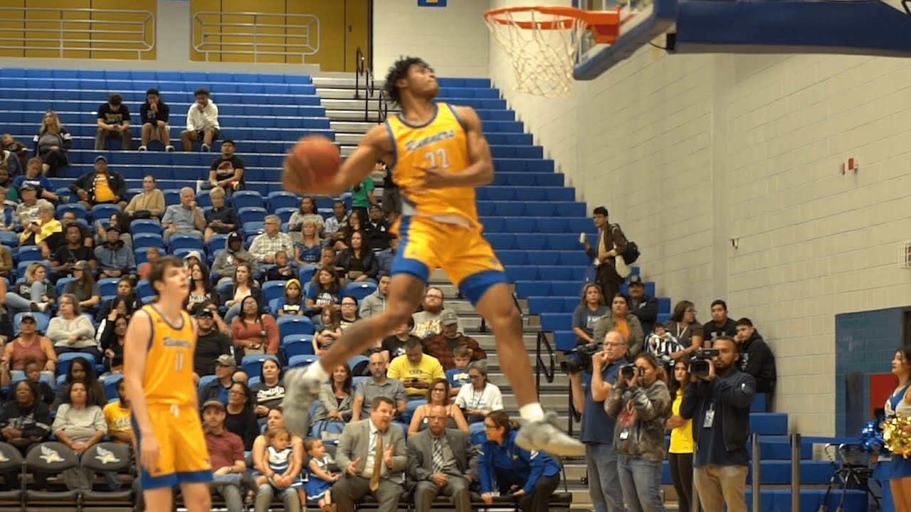 Runner Stream: CSUB Mens Basketball - YouTube
