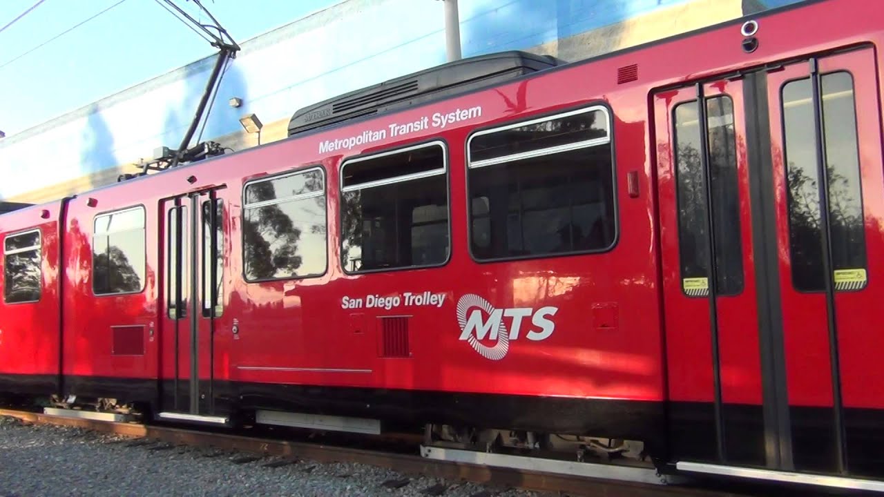 San Diego MTS - Siemens SD100 #2006 at 24th Street - YouTube