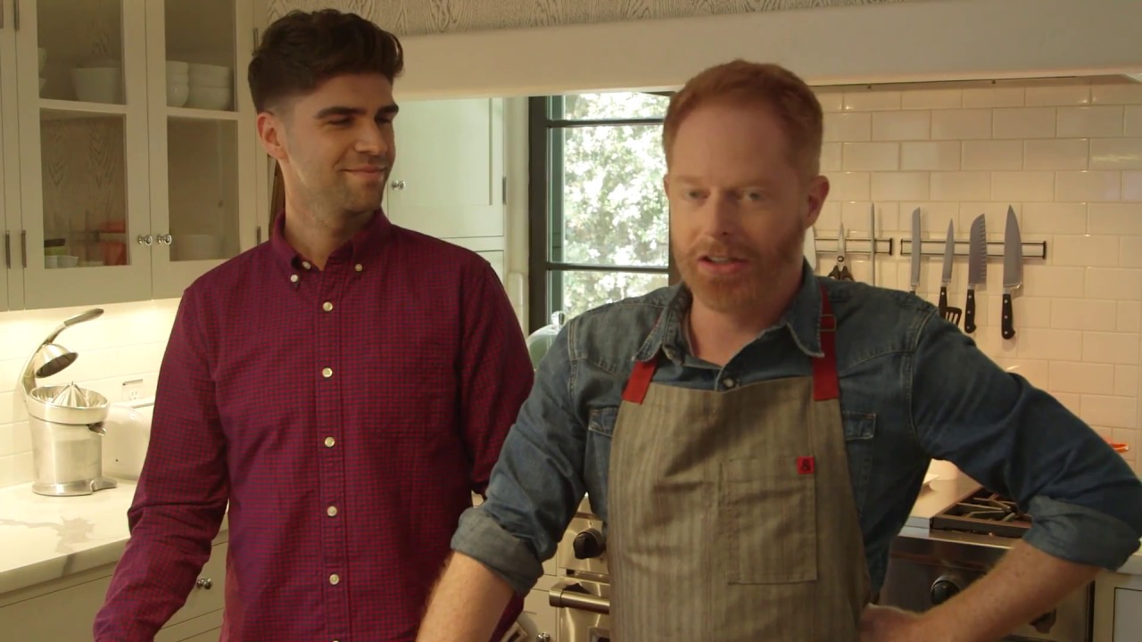 Modern Family: Jesse Tyler Ferguson’s Holiday Potluck Party | Food ...