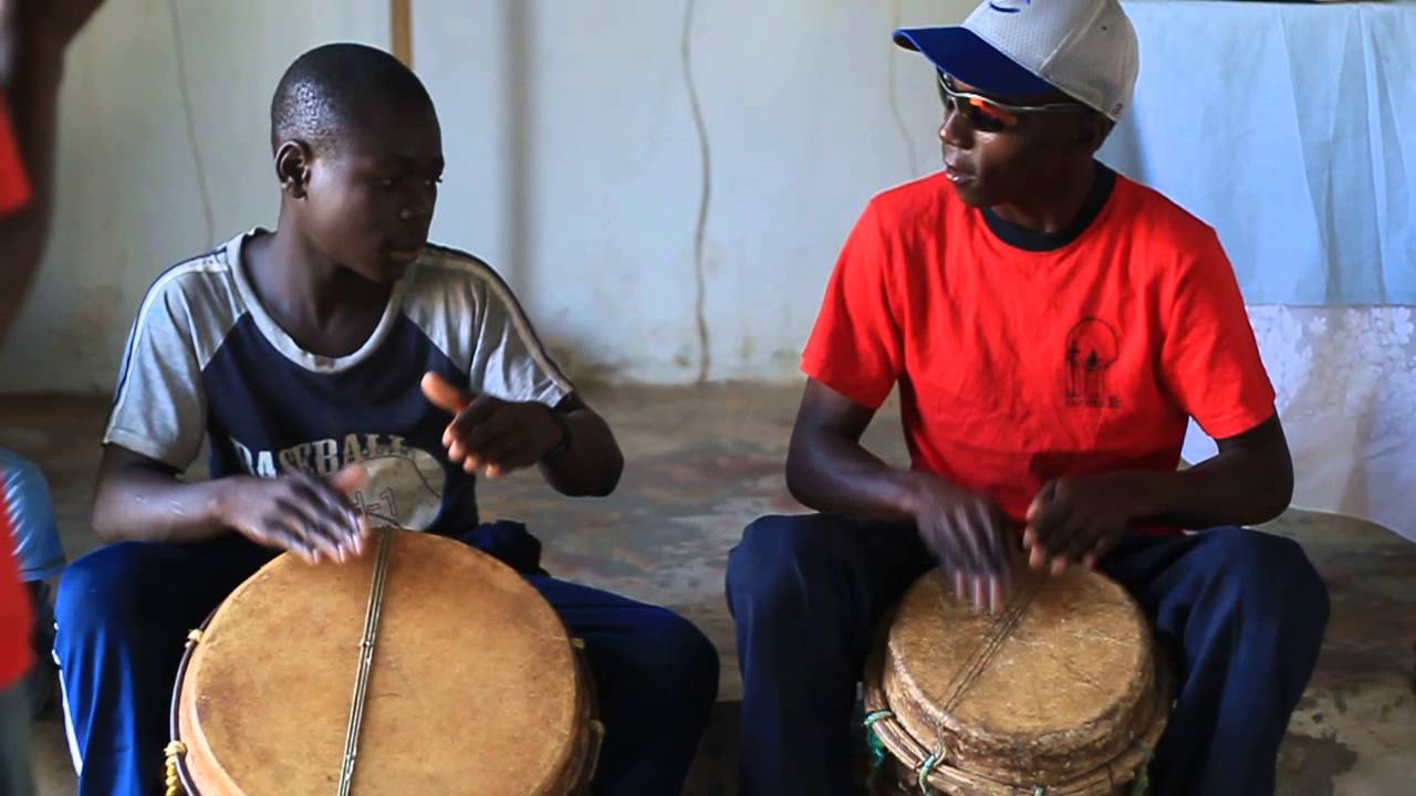 Garifuna Drum Presentation in Cusuna Honduras - YouTube