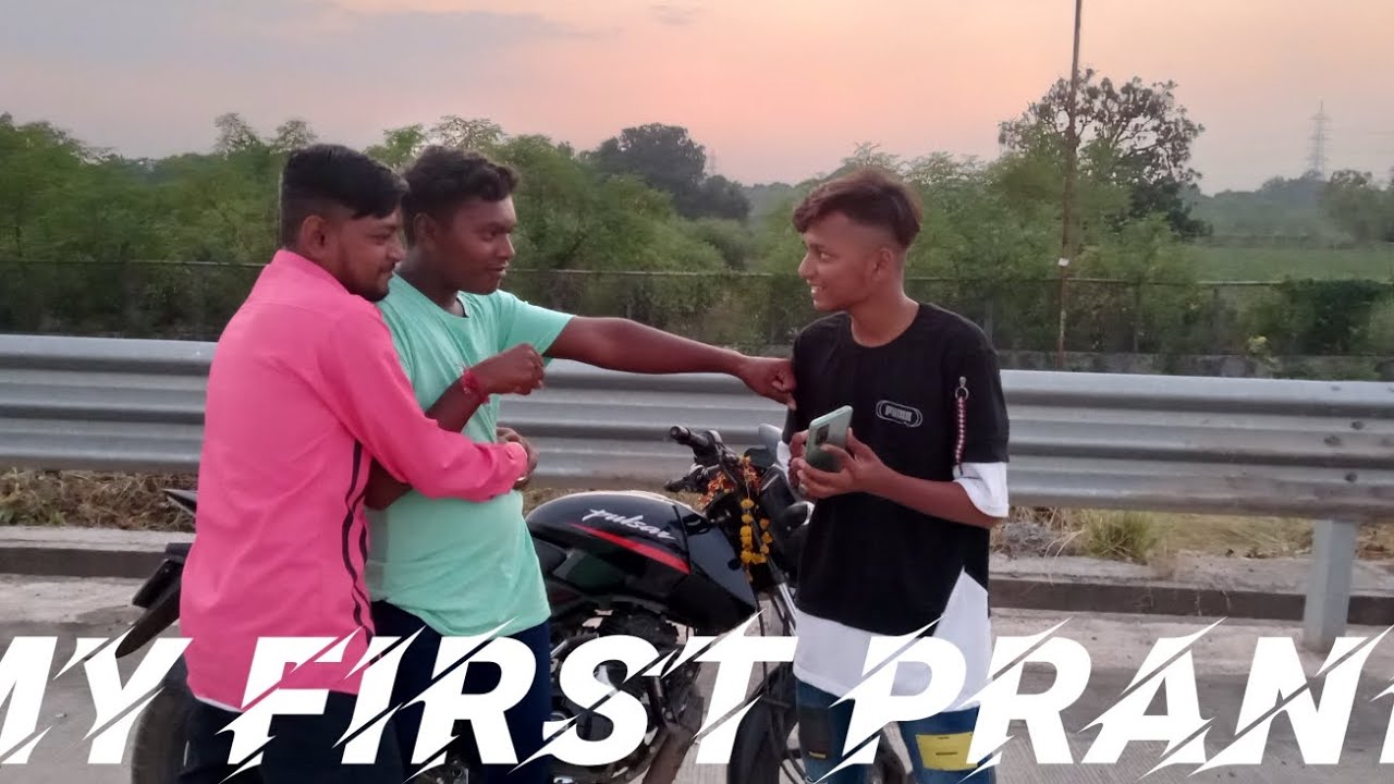 my first prank in my friend 😁😂#viral #prank #friendship #india - YouTube