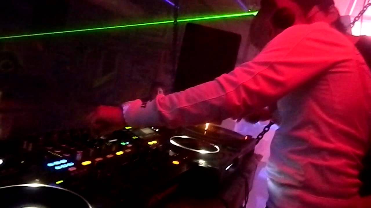 DJ SL @ 3-2-1 DJ Sonik-D Birthday Party, 12.05.2012 [2] - YouTube