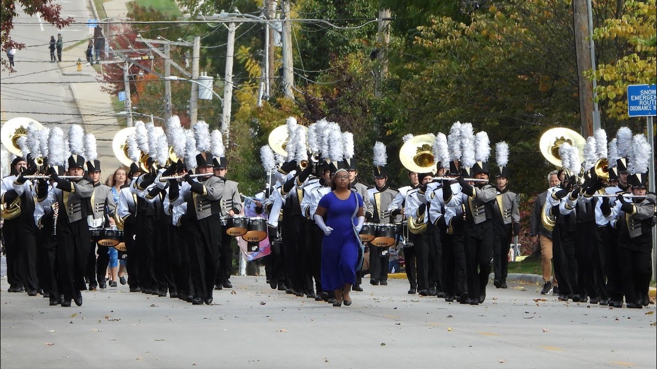 Fort Zumwalt East High School ~ Octoberfest 2022 Parade & Field ...