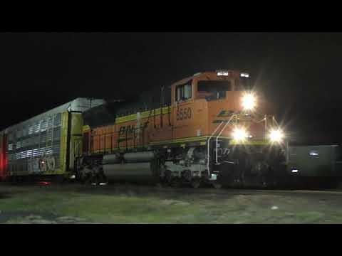 BNSF 8550 Eastbound - YouTube