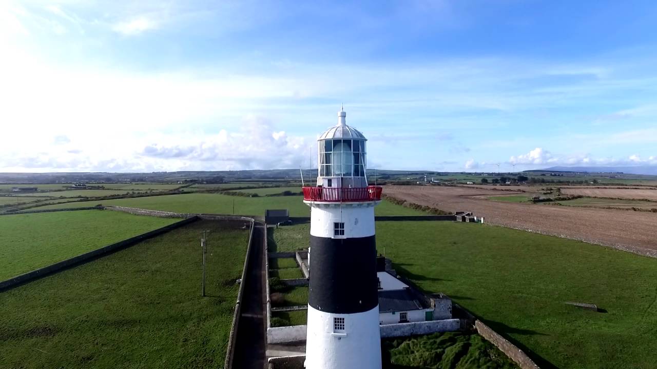 Flight over Mine Head Lighthouse || Drone footage || DJI Phantom 3 ...