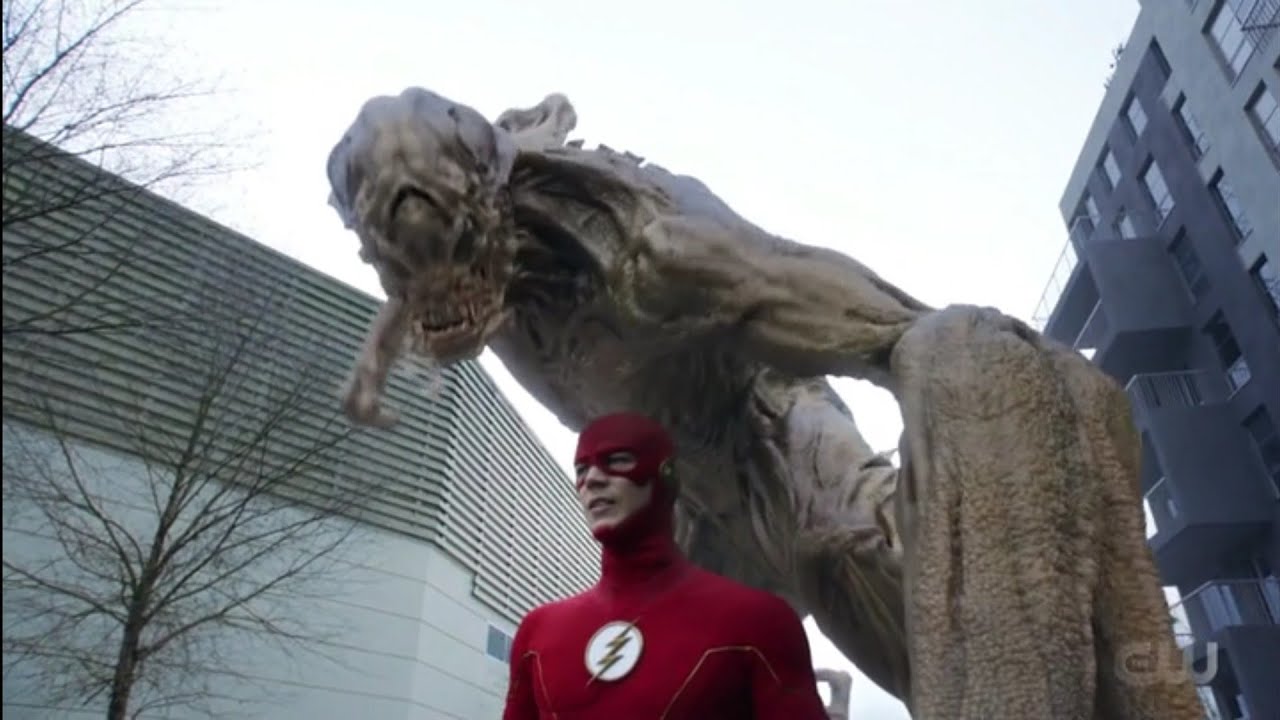 Barry Fights Psych Who Sends Flash in Mass Hallucinations | The Flash ...