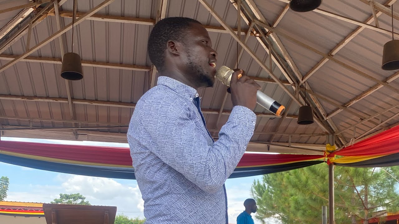 Comedian Dolopiko performing at PWD’s annual Symposium - YouTube