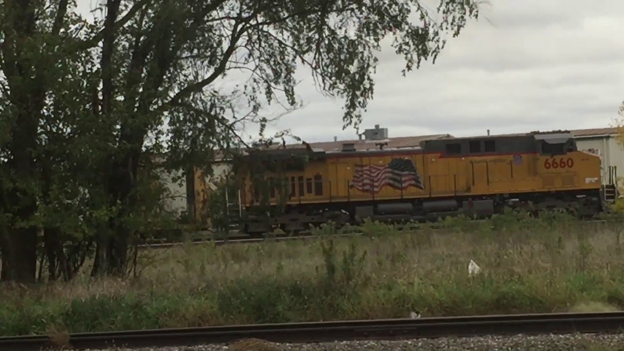 Railfanning council bluffs Iowa feat PRLX , NS SD70ACE and mid dpu ...