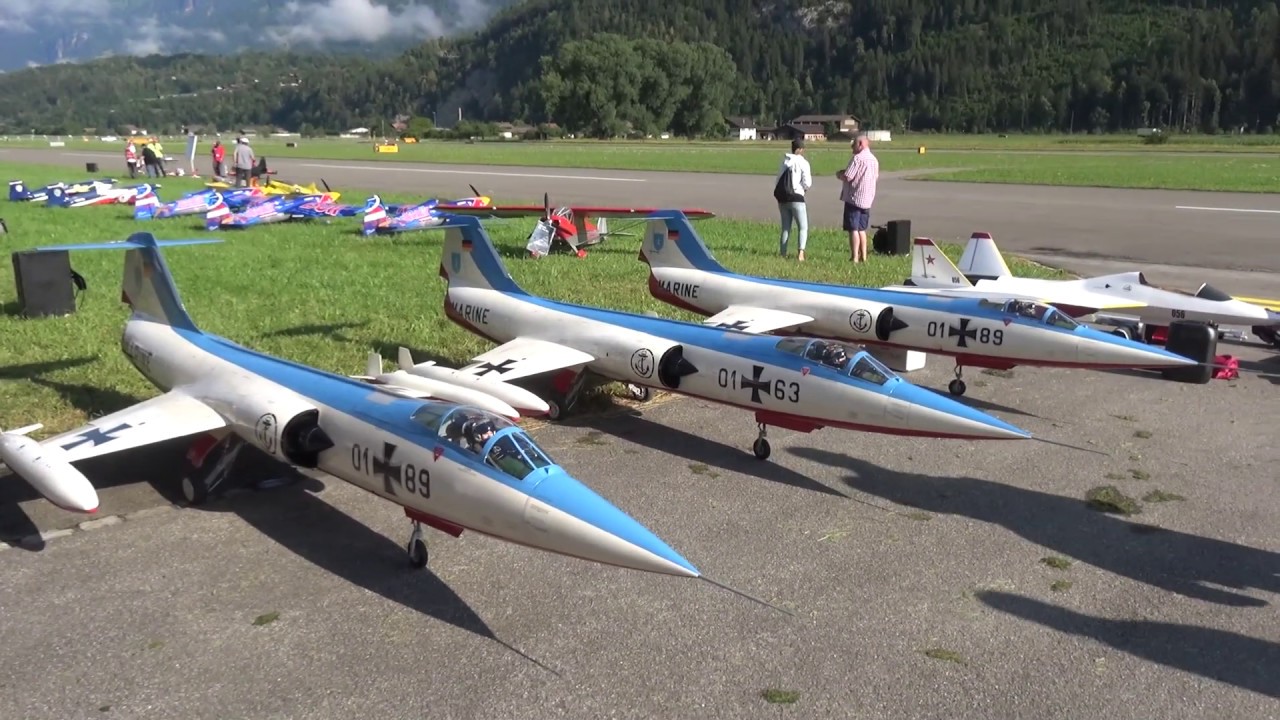 Huge detailed RC Turbine Model Jets Starfighter F-104 fly very close to ...