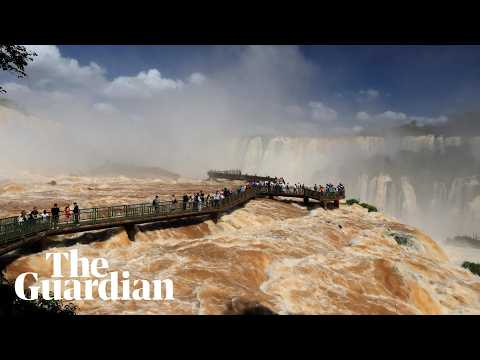 Iguazú Falls' water level rises by five times the average