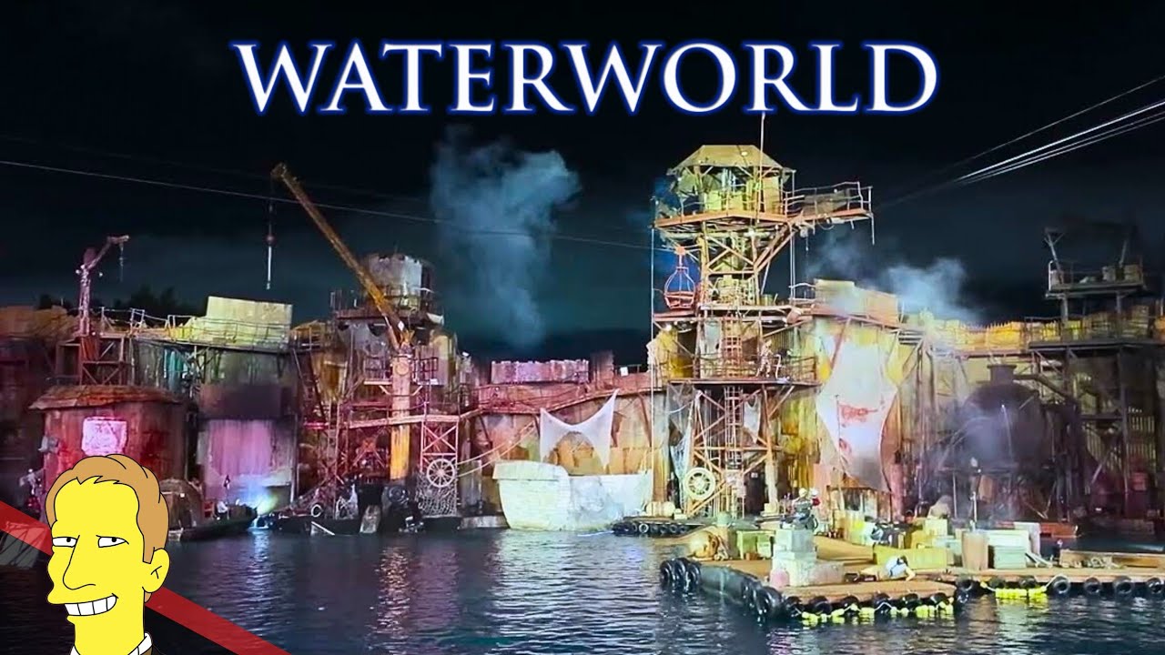 Waterworld Stunt Show AT NIGHT | Universal Studios Hollywood - YouTube