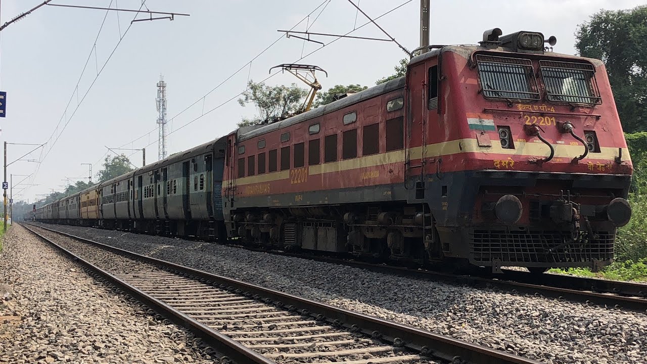 FALAKNUMA SF EXPRESS || 12703 || HWH-SC || LATE RUNNING || BZA WAP-4 ...