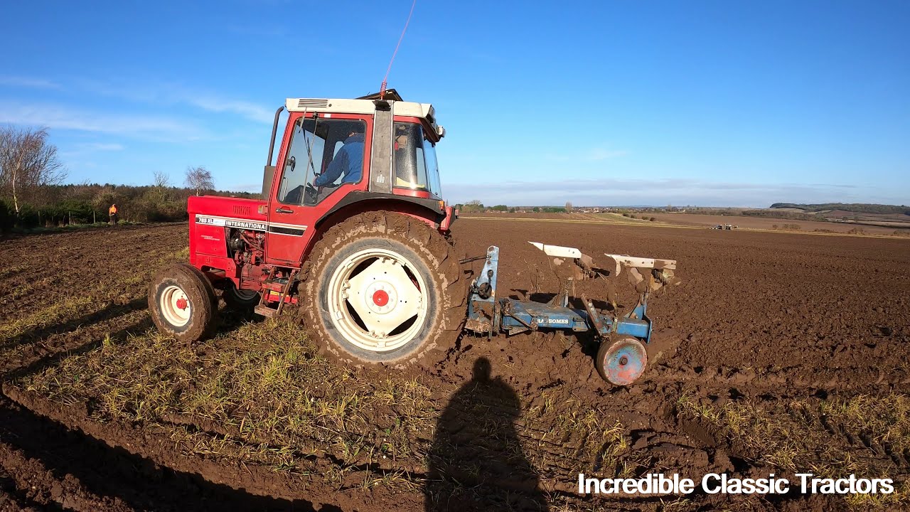 1984 International Harvester 785 XL 4.0 Litre 4-Cyl Diesel Tractor (80 ...