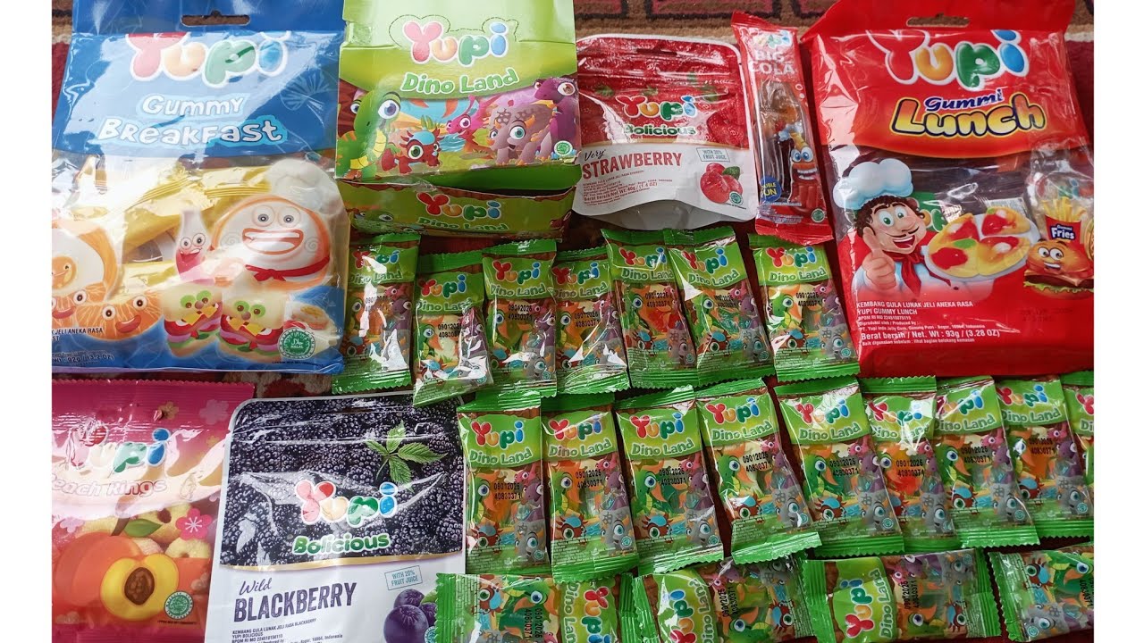 YUPI borong permen Yupi ,Yupi dino land @yupi @yupyon - YouTube