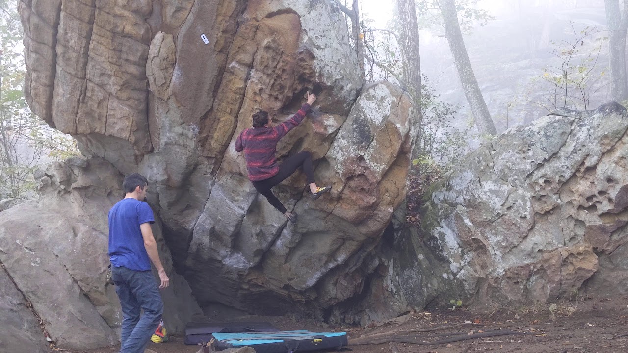 Stone Fort Bouldering - Super Mario, V4 - YouTube