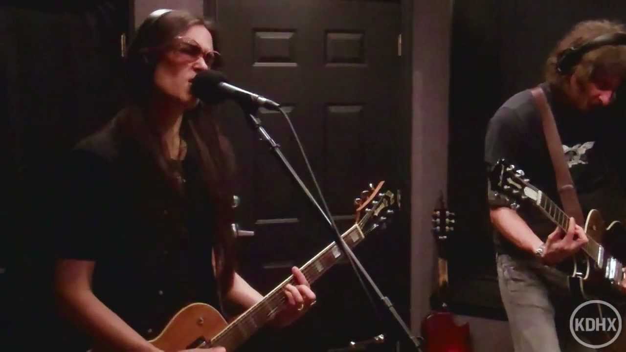 Jesse Sykes and the Sweet Hereafter "Pleasuring the Devine" live at ...