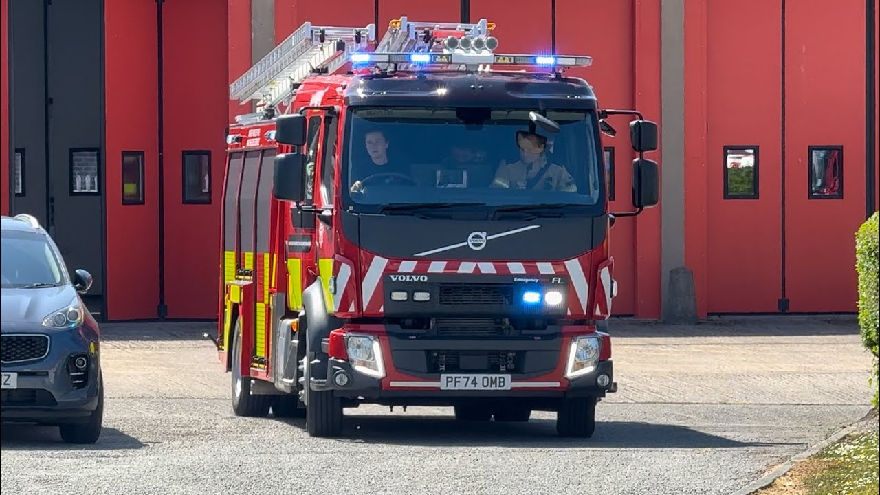 (WN02P1) **BRAND NEW PUMP** Bangor Fire Stations new clean cab turnout ...