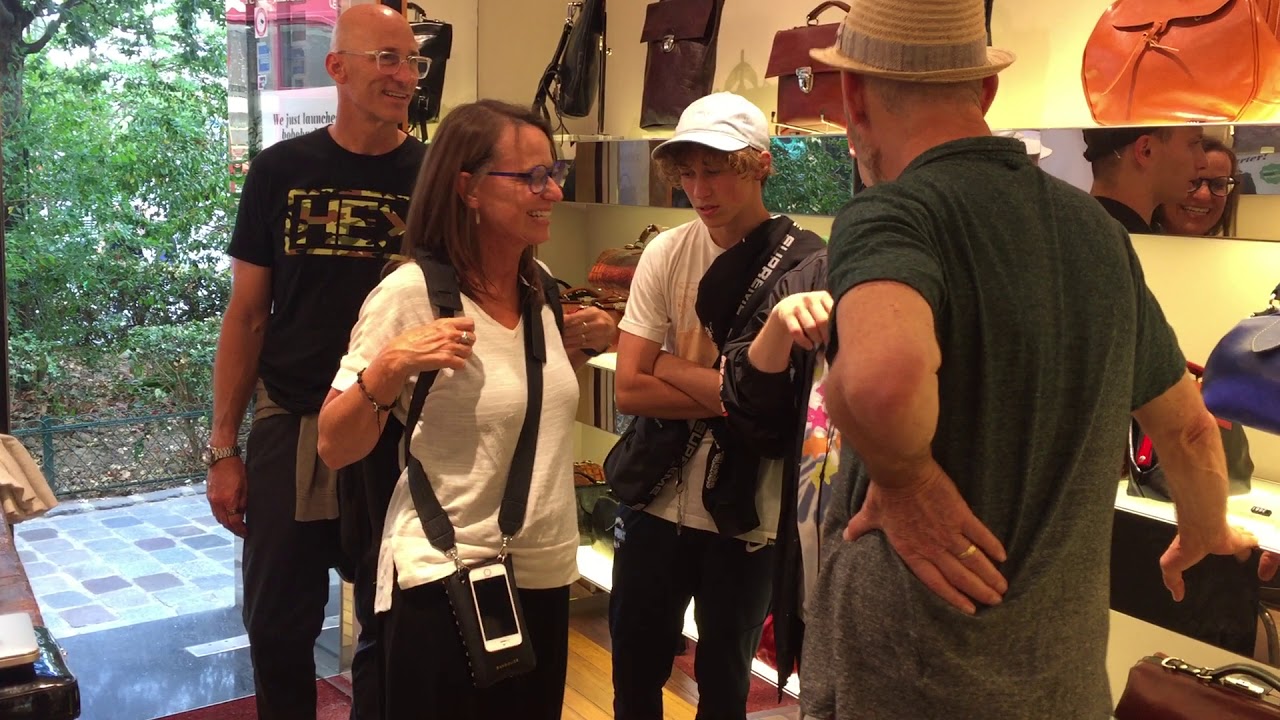 bobobark in store - customer experience 1 - YouTube