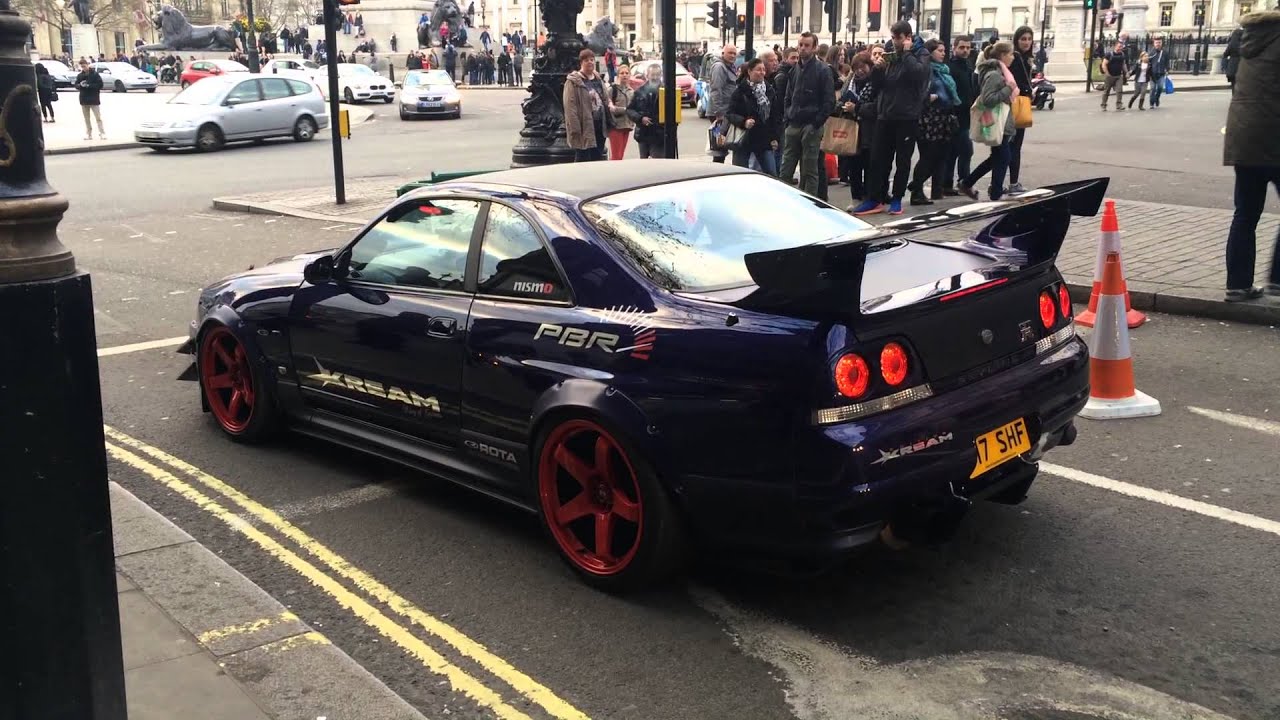 Highly Modified R33 Nissan Skyline spitting flames on the streets of ...